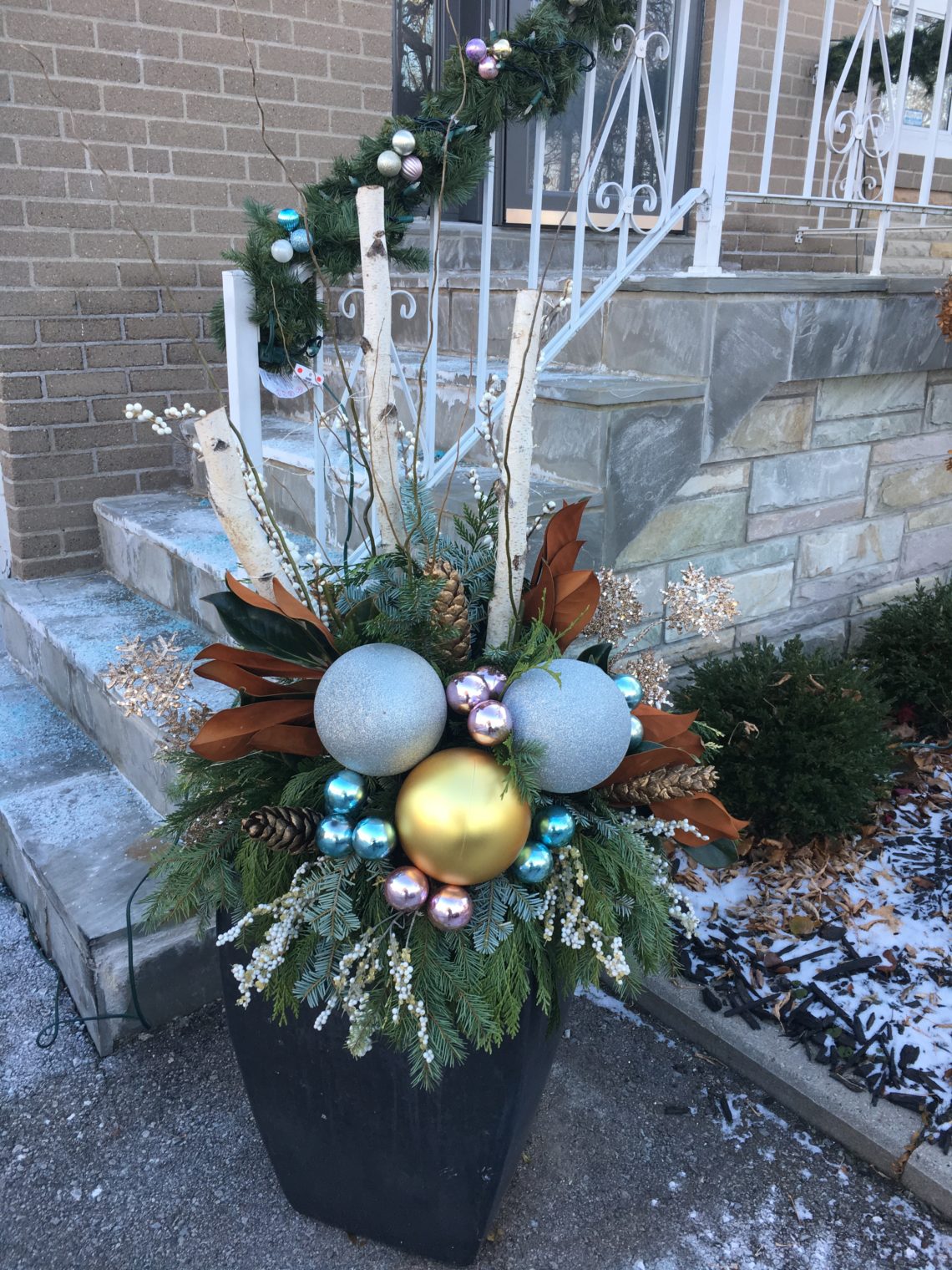 How to Make an Easy Holiday Planter – Life's My Party
